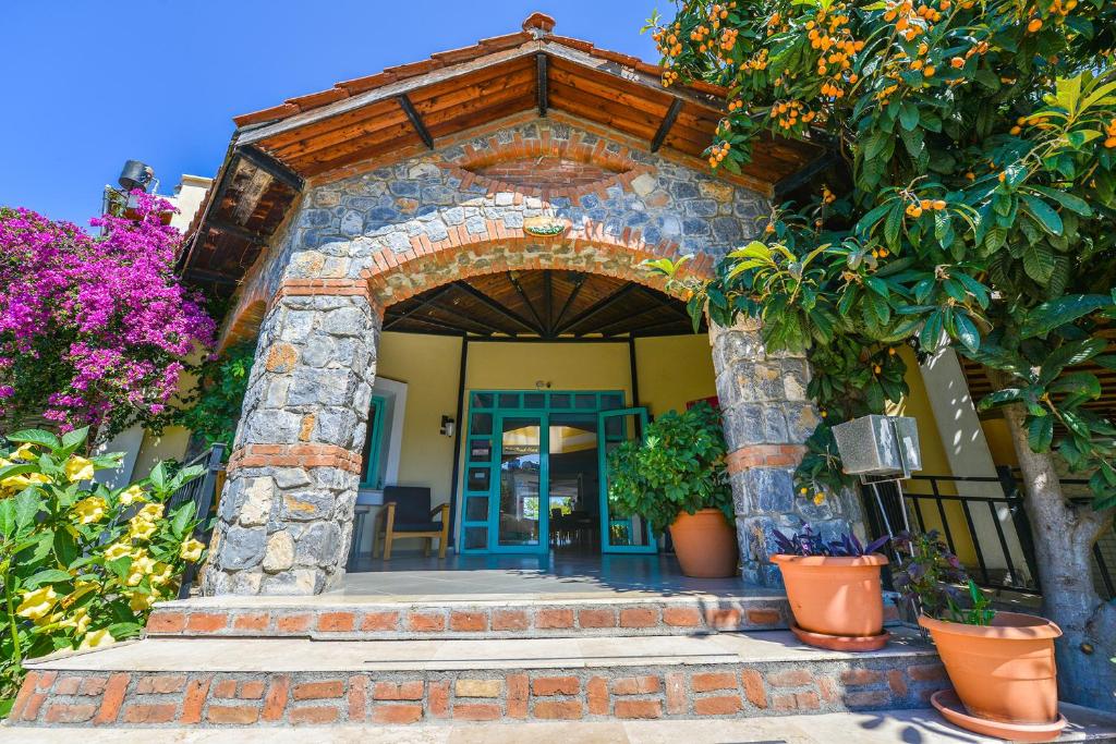 REBIN BEACH | FETIJE | TURSKA | Turistička agencija Ponte Travel